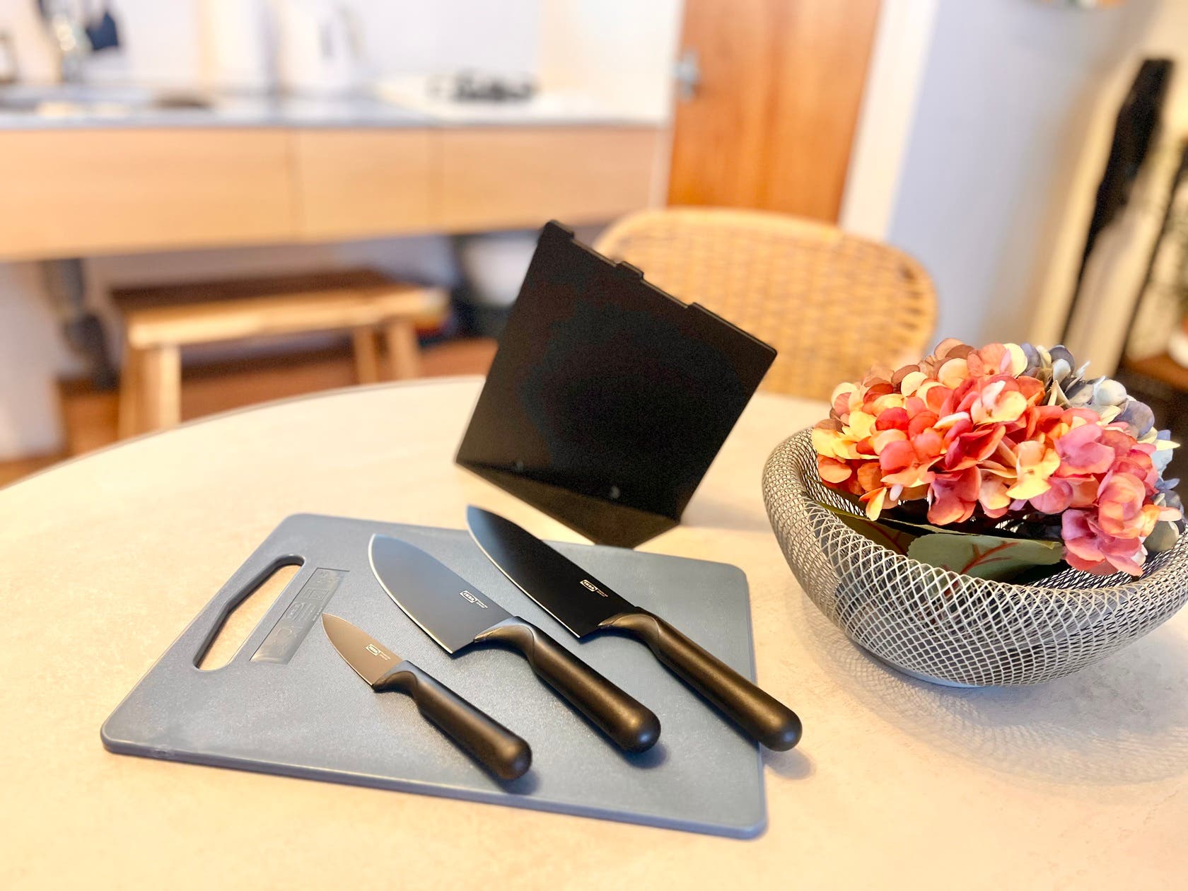 【関内5分/馬車道3分】最大24名/光回線無料Wifi/会議・撮影・女子会・ボドゲ等！飲食🍷可！ゴミ捨て無料！の写真22