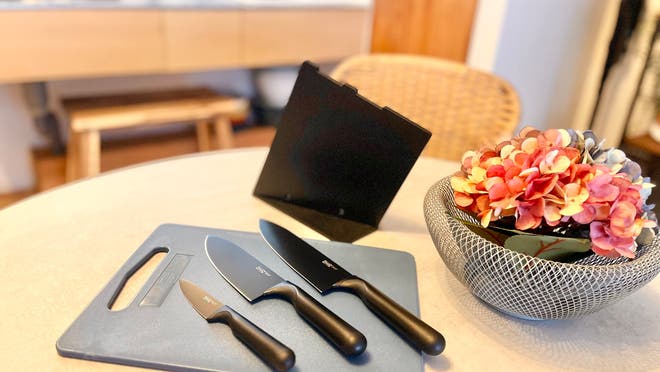 【関内5分/馬車道3分】最大24名/光回線無料Wifi/会議・撮影・女子会・ボドゲ等!飲食🍷可!ゴミ捨て無料!の写真22