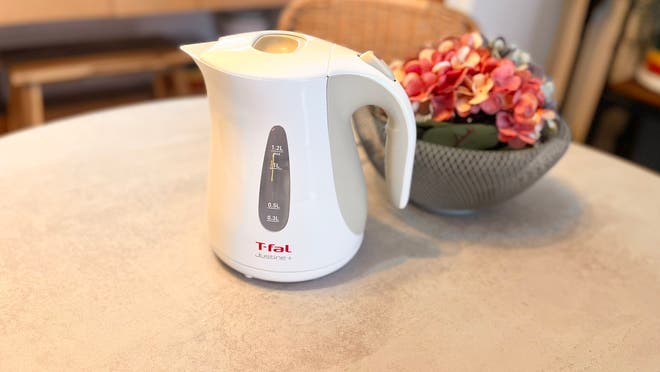 【関内5分/馬車道3分】最大24名/光回線無料Wifi/会議・撮影・女子会・ボドゲ等!飲食🍷可!ゴミ捨て無料!の写真26