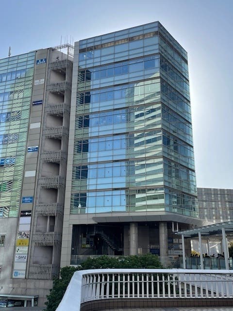 【部屋番号R０５】急なWEB会議に対応できる一人用の広々とした窓付完全個室の写真7