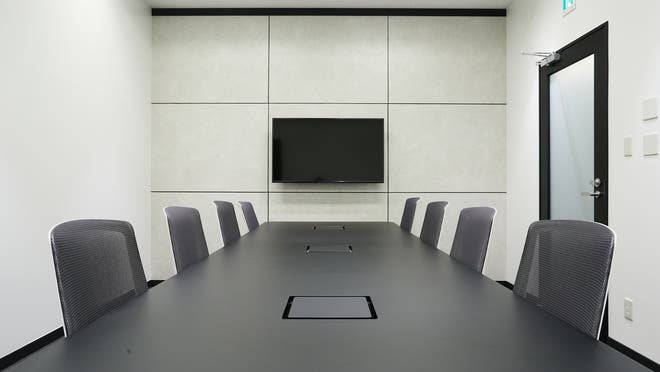 8名用会議室A (最大12名利用可) WAW品川インターシティフロントの写真2