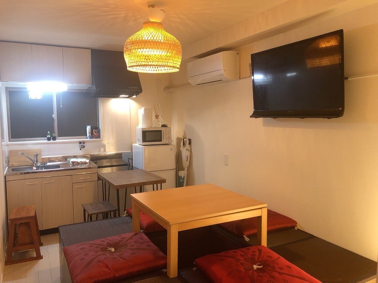 畳スペース有りお洒落な和モダンの写真6