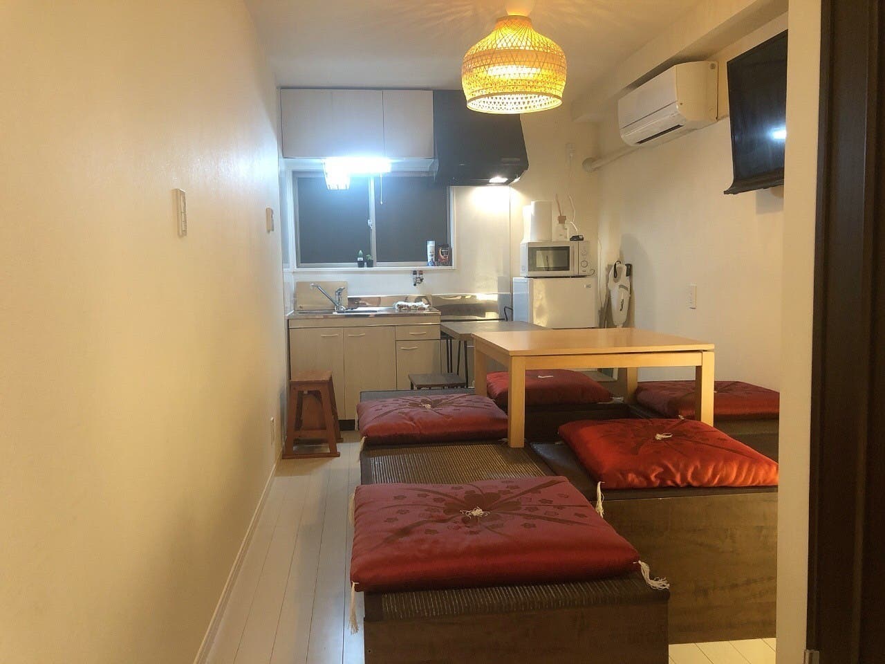 畳スペース有りお洒落な和モダンの写真7