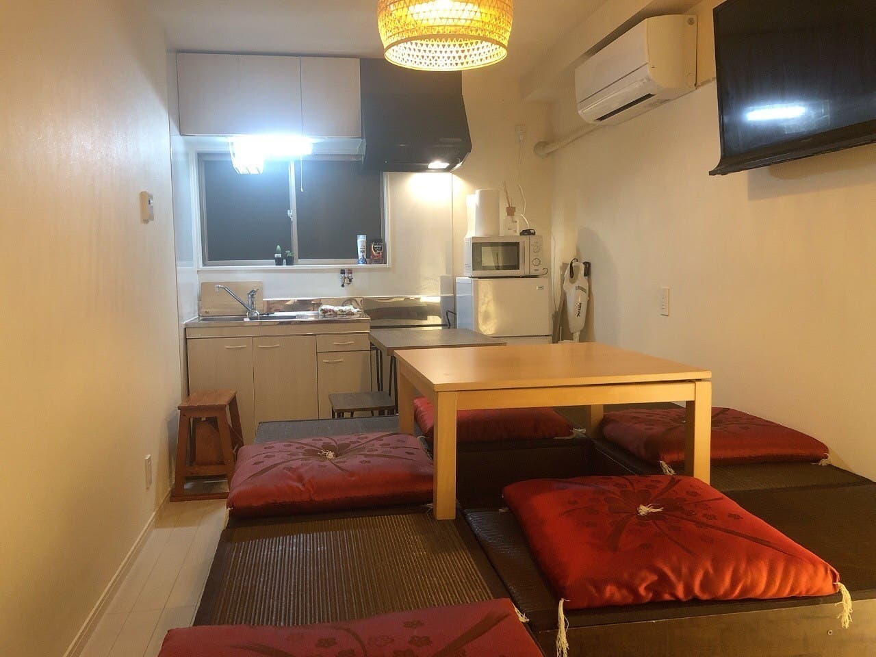 畳スペース有りお洒落な和モダンの写真8