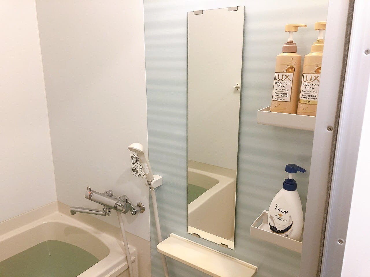 畳スペース有りお洒落な和モダンの写真17