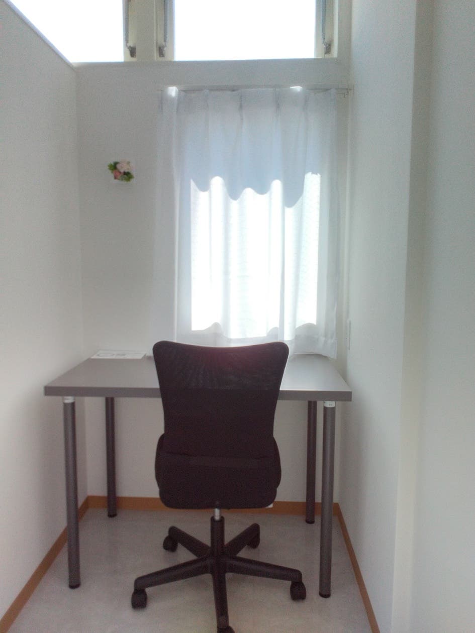 新小岩駅から徒歩４分　４階個室（C）イヤホンを使用してZoom会議、リモート会議もOK。の写真1