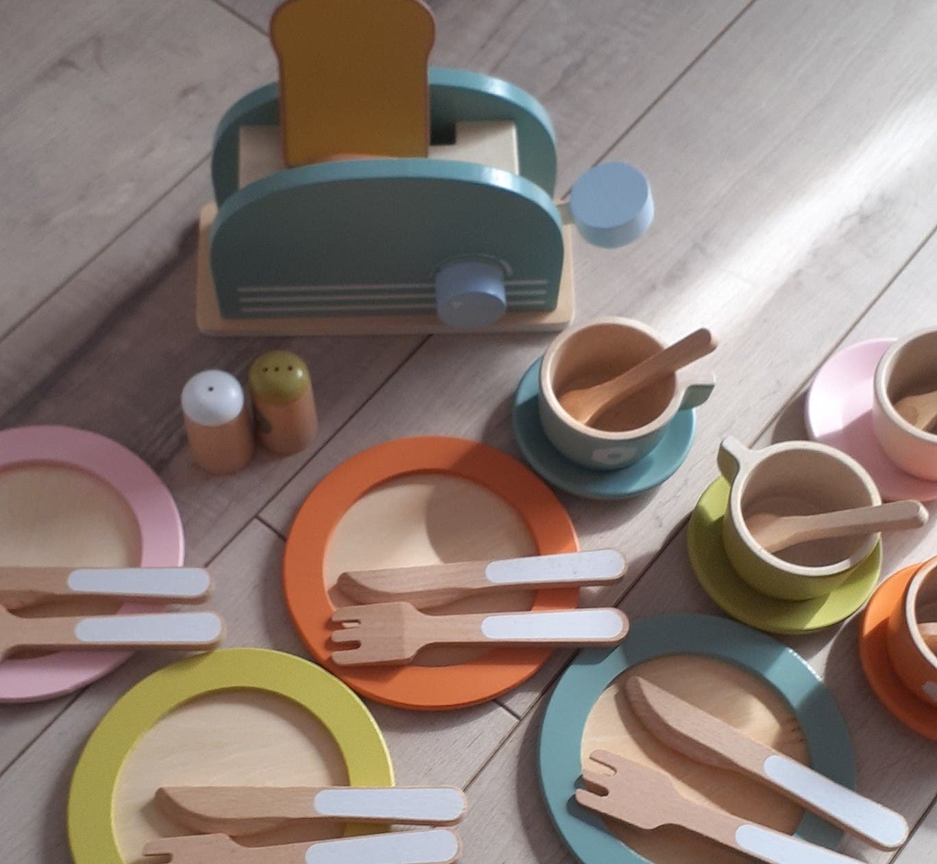 赤ちゃんやお子さまとも一緒にくつろげるお部屋の写真14