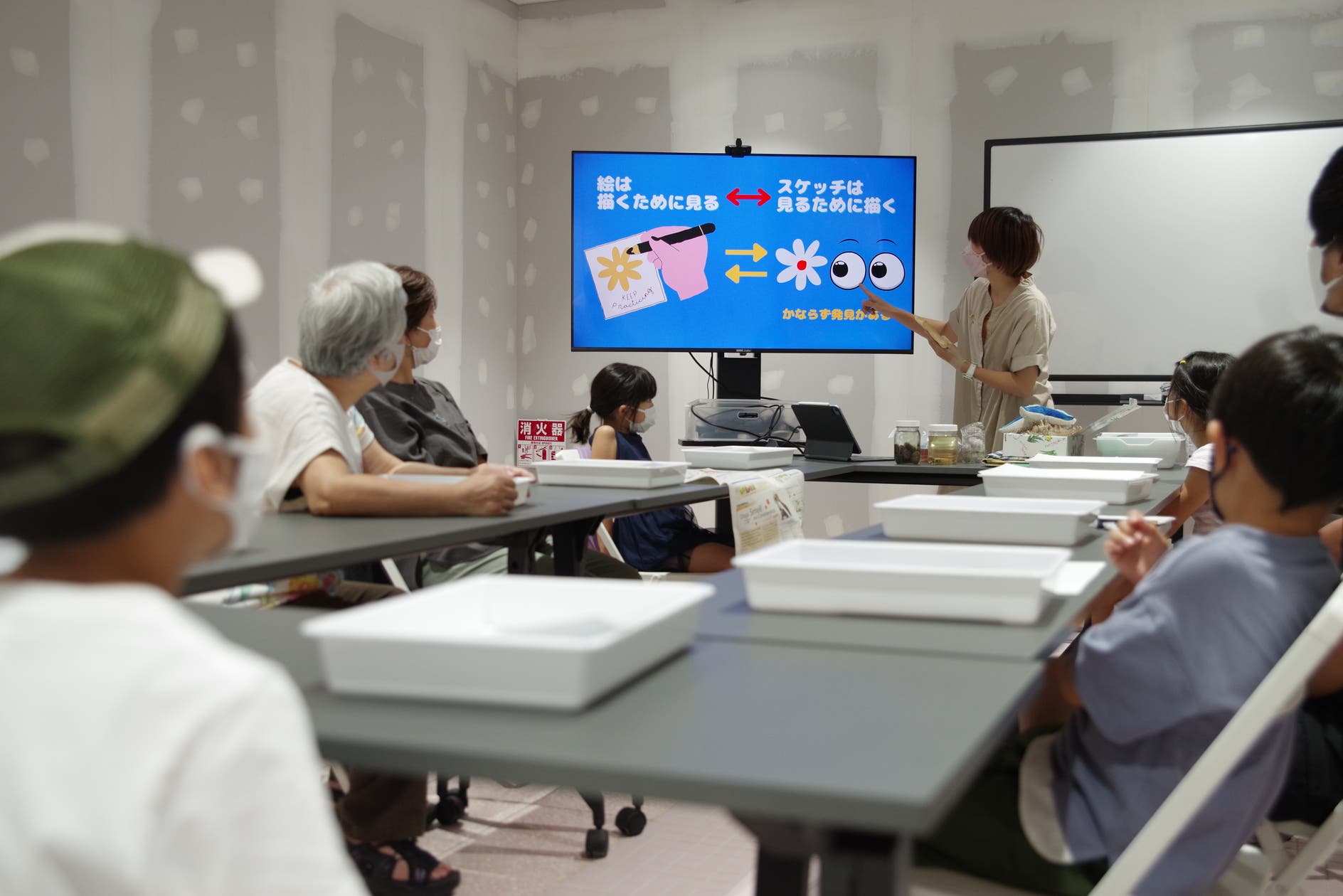 つくば駅から徒歩３分！コワーキングスペース隣接の貸会議室(〜12名)の写真5