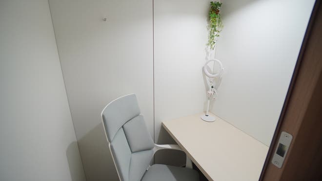 <ビズボ東京駅八重洲京橋No.1>東京駅徒歩4分・京橋駅徒歩2分【完全個室】🚃光回線Wi-Fi📶電源🔌の写真3