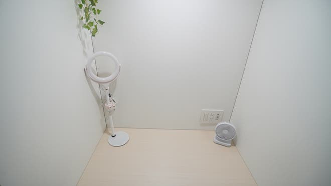 <ビズボ東京駅八重洲京橋No.1>東京駅徒歩4分・京橋駅徒歩2分【完全個室】🚃光回線Wi-Fi📶電源🔌の写真2