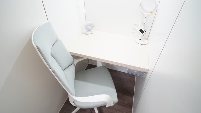 <ビズボ東京駅八重洲京橋No.7>東京駅徒歩4分・京橋駅徒歩2分【完全個室】🚃光回線Wi-Fi📶電源🔌の写真1