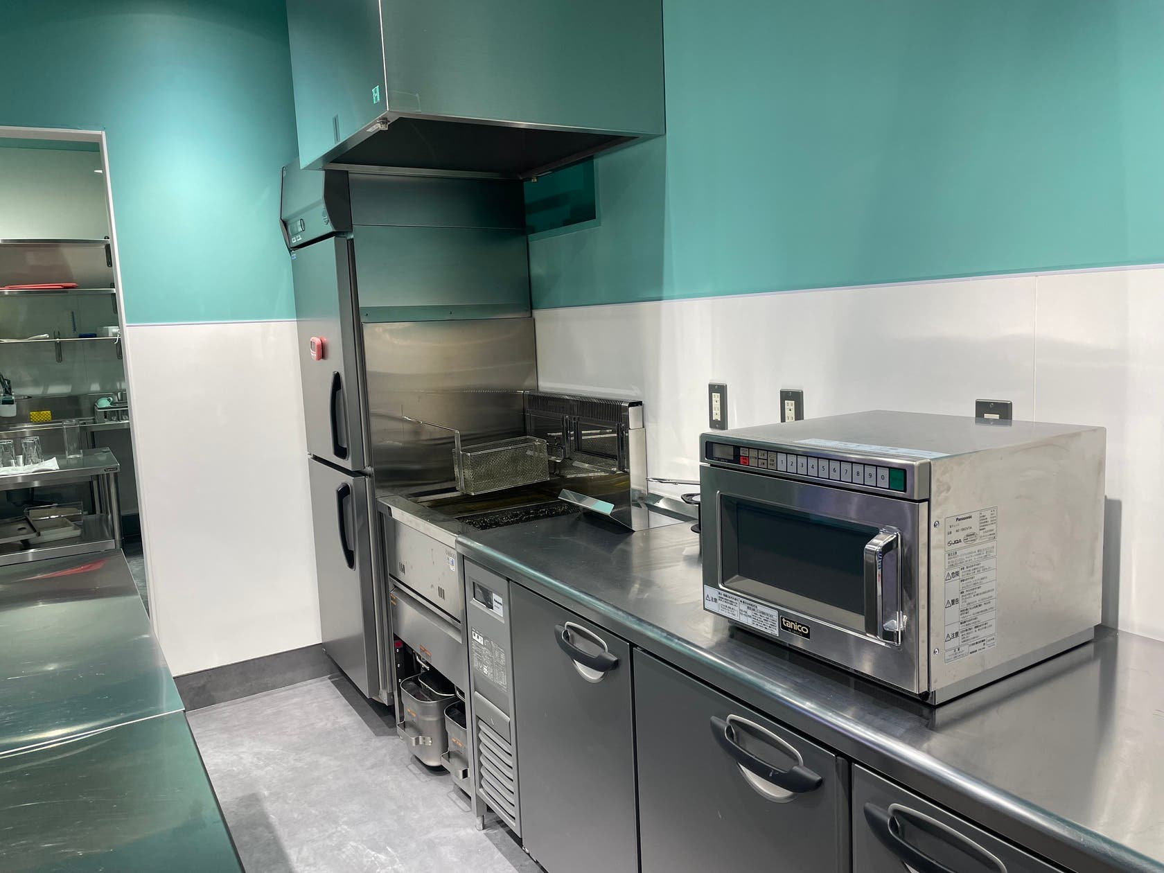 【三ノ宮駅から徒歩3分!】可愛い店内❣️ワークショップや撮影会、結婚式の二次会、交流会など！の写真8