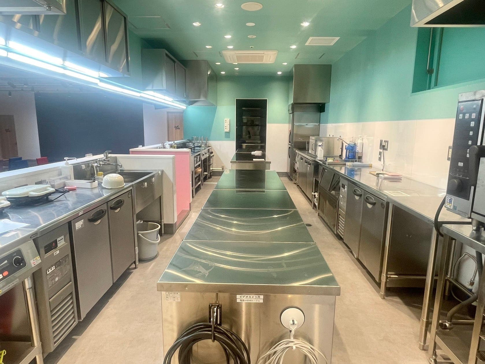 【三ノ宮駅から徒歩3分!】可愛い店内❣️ワークショップや撮影会、結婚式の二次会、交流会など！の写真7