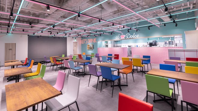 【三ノ宮駅から徒歩3分!】可愛い店内❣️ワークショップや撮影会、結婚式の二次会、交流会など!の写真1