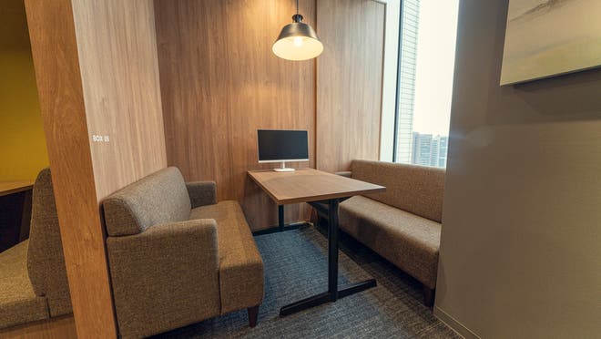 BOX 05(4名)の写真1