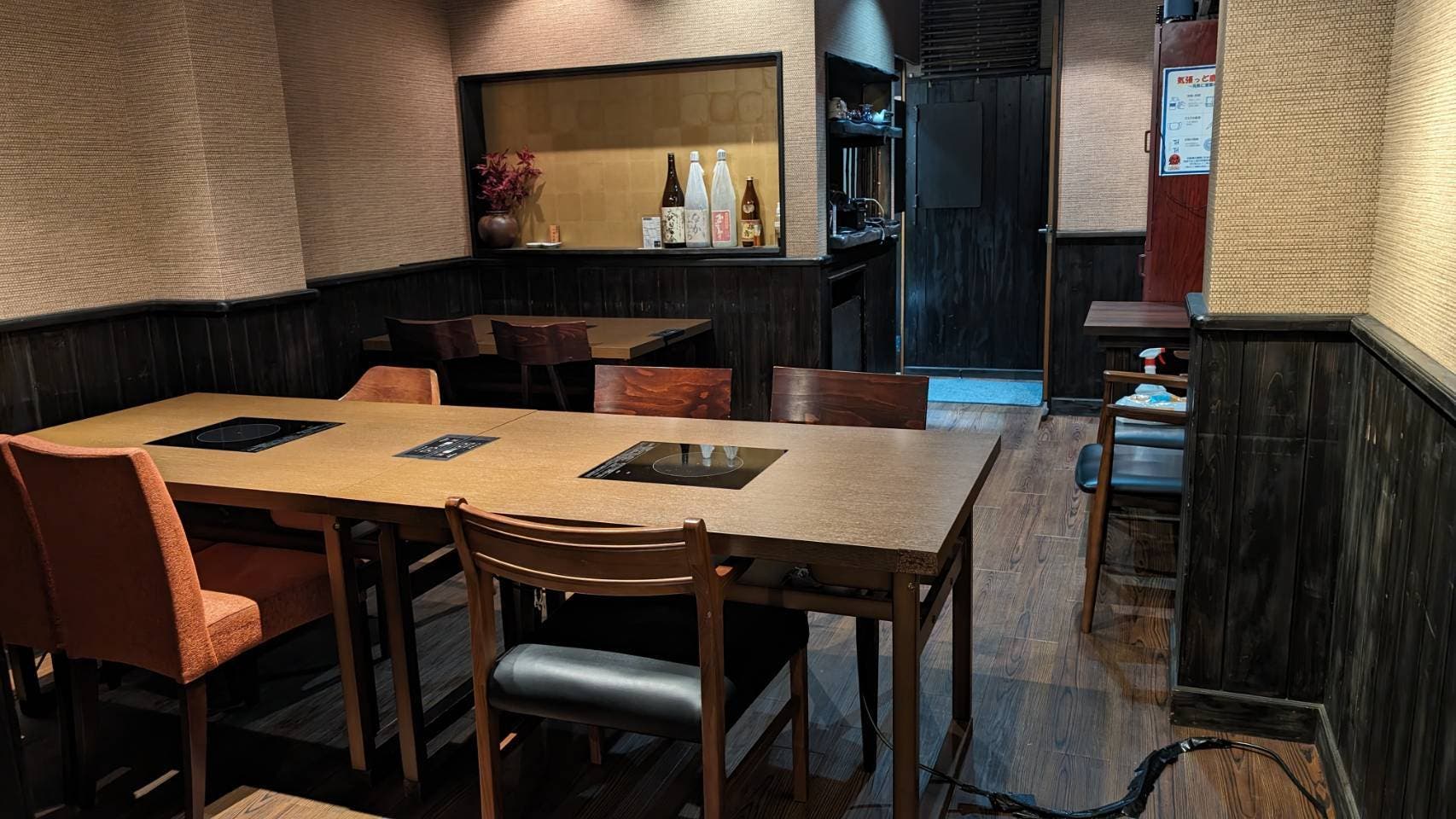 【鹿児島中央駅近く】落ち着きある空間で会議・打ち合わせ (八幡別室)の写真1