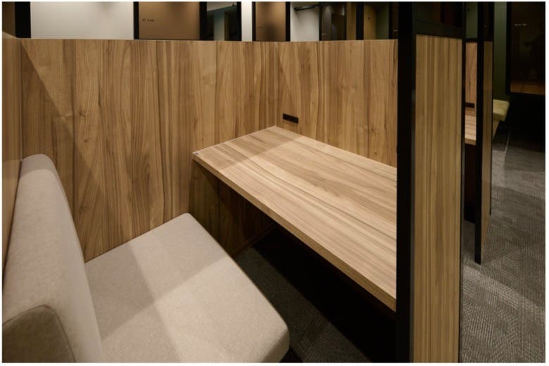 BOX 09(1名)の写真1