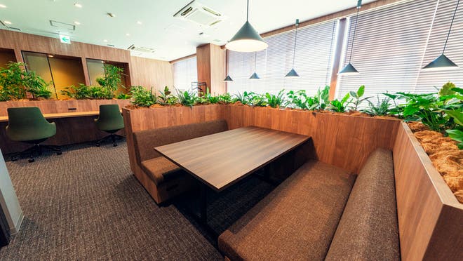 BOX 05(4名)の写真1