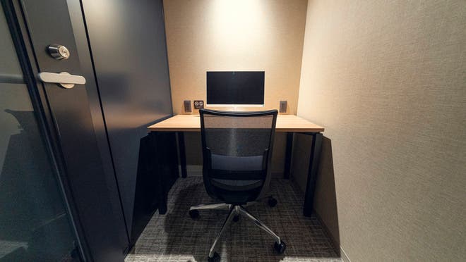 BOOTH 03(1名)の写真1