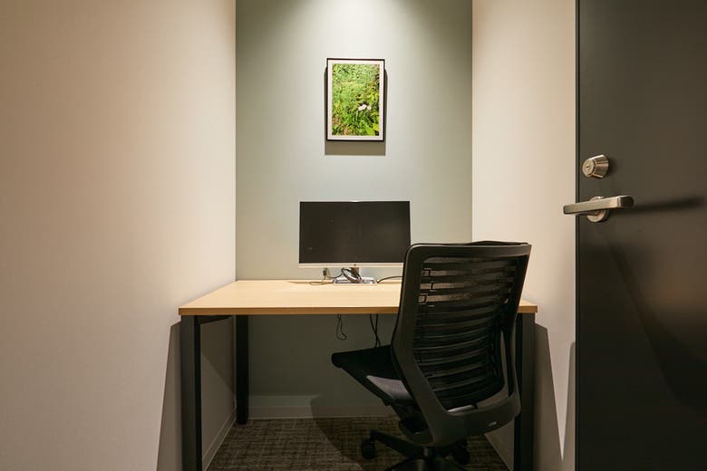 会議室 04(4名)の写真4