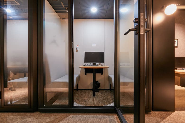 会議室 07(2名)の写真1