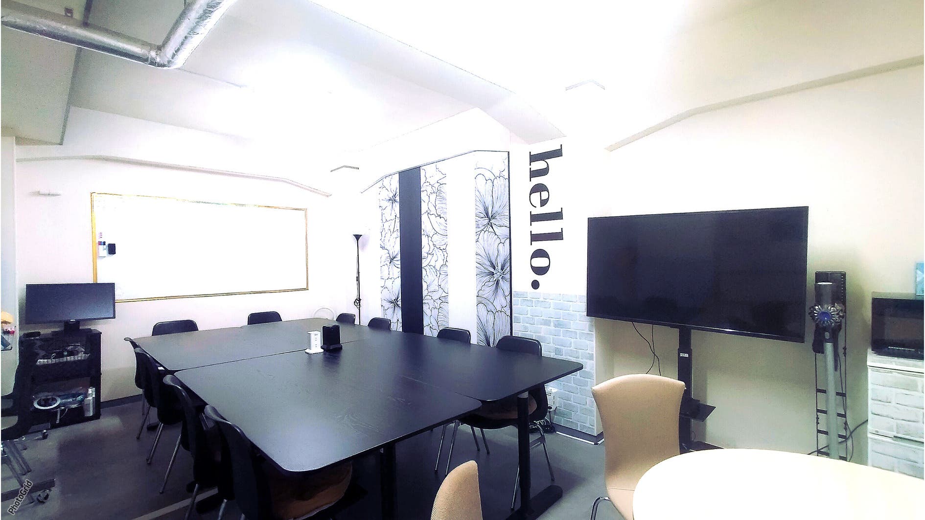 神田駅東口徒歩2分/1日プラン24h/会議/ボードゲーム/オフ会/50型モニター/冷蔵庫/レンジ/大型デスクの写真1