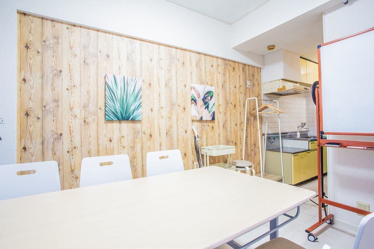 【府中駅6分！8名利用可！】綺麗な室内！WiFi・大型モニター・ホワイトボード全て無料！ふれあい貸し会議室 府中Bの写真5