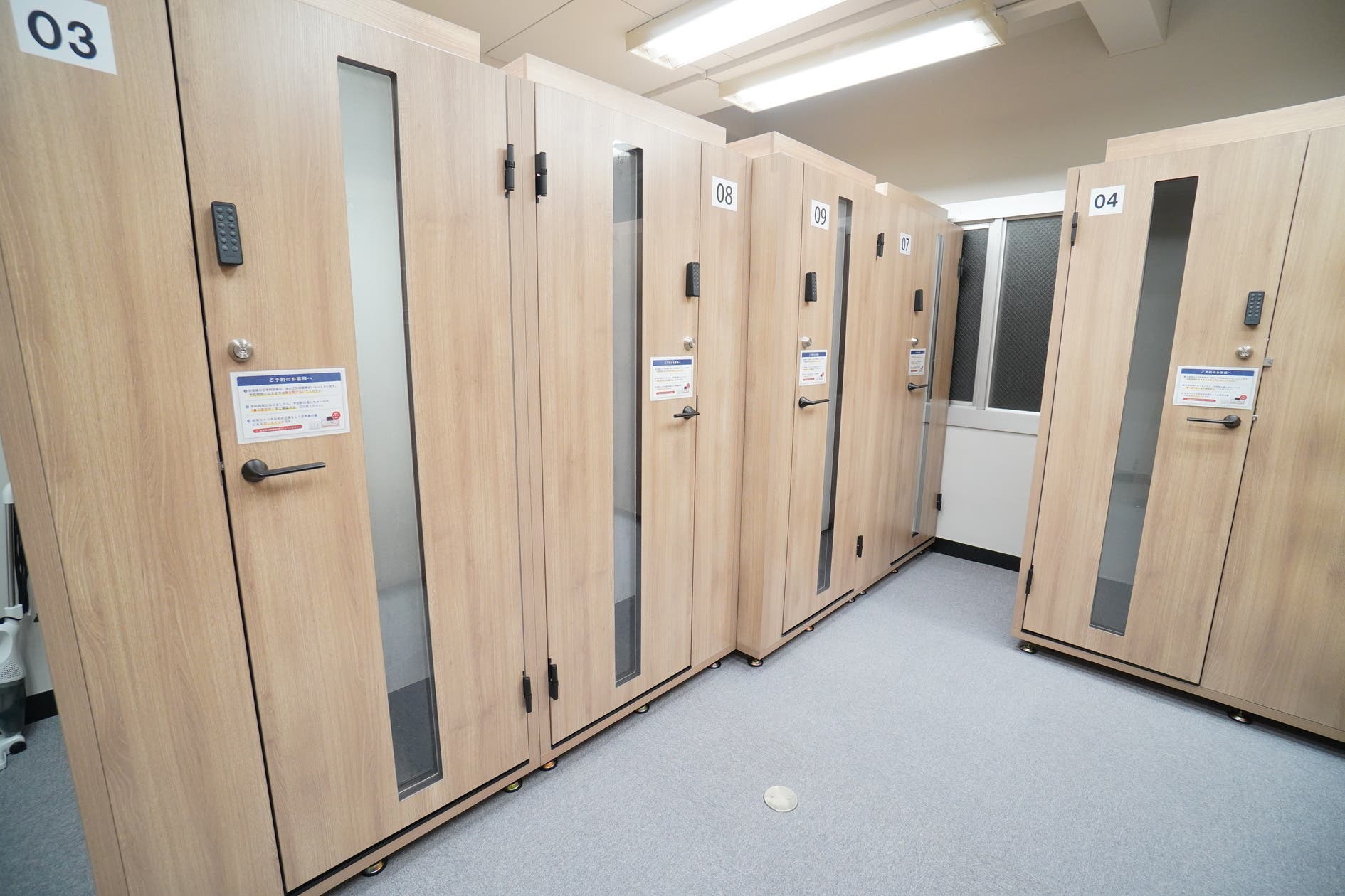 ＜ビズボ東京駅八重洲京橋No.5＞東京駅徒歩4分・京橋駅徒歩2分【完全個室】🚃光回線Wi-Fi📶電源🔌の写真10