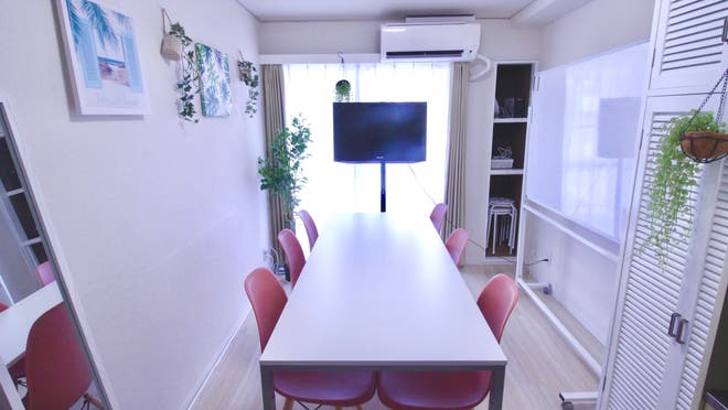 【表参道駅徒歩8分 | 骨董通り沿い🌿】打合せ/女子会🍸/ボドゲも✨高速Wifi🛜&備品All無料🆓ビズガーデン南青山の写真2