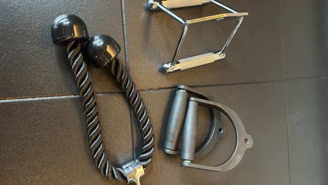 なんば駅 徒歩5分 最新設備・シャワー完備の完全個室レンタルジムの写真7