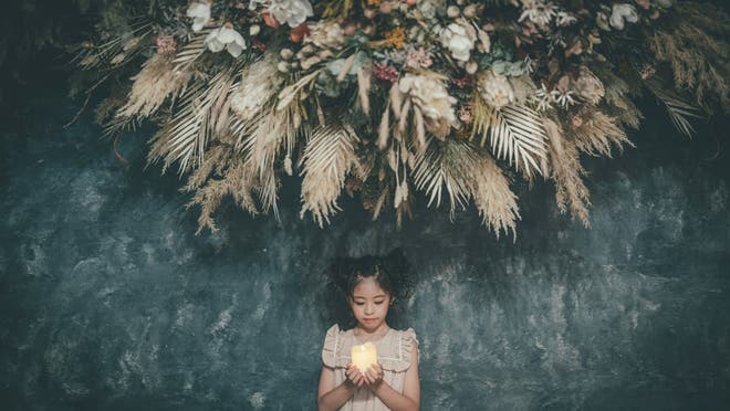 満月のグラデーションと超大型ドライフラワー造形|一日中自然光が降り注ぐ本格撮影スタジオ|大型バルコニー有の写真2