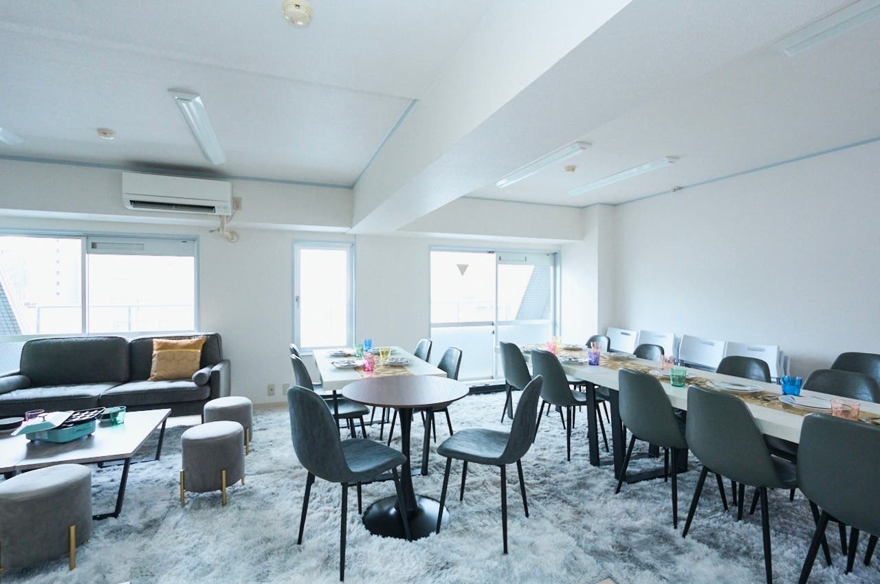 【駅徒歩6分　ゴミ捨て無料】✨30名着席🛋️120㌅スクリーン🏔️Wi-Fi🛜パーティ🎊女子会👗ママ会👶会議💻打ち上げ🍺の写真8