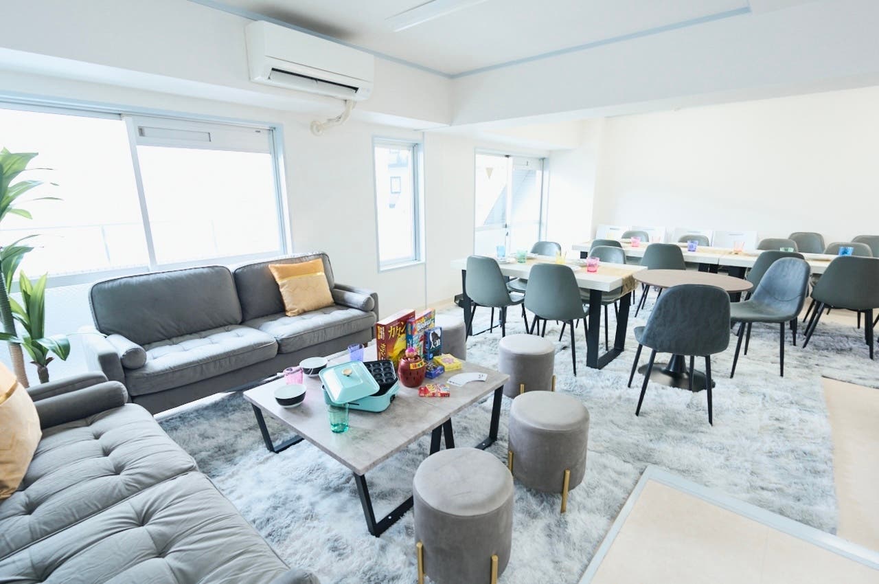 【駅徒歩6分　ゴミ捨て無料】✨30名着席🛋️120㌅スクリーン🏔️Wi-Fi🛜パーティ🎊女子会👗ママ会👶会議💻打ち上げ🍺の写真10