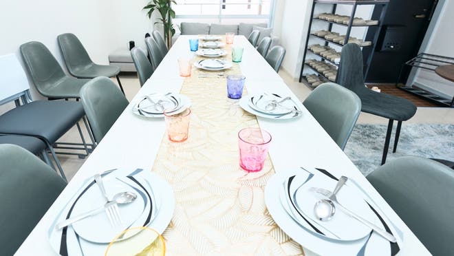 【駅徒歩6分 ゴミ捨て無料】✨30名着席🛋️120㌅スクリーン🏔️Wi-Fi🛜パーティ🎊女子会👗ママ会👶会議💻打ち上げ🍺の写真7