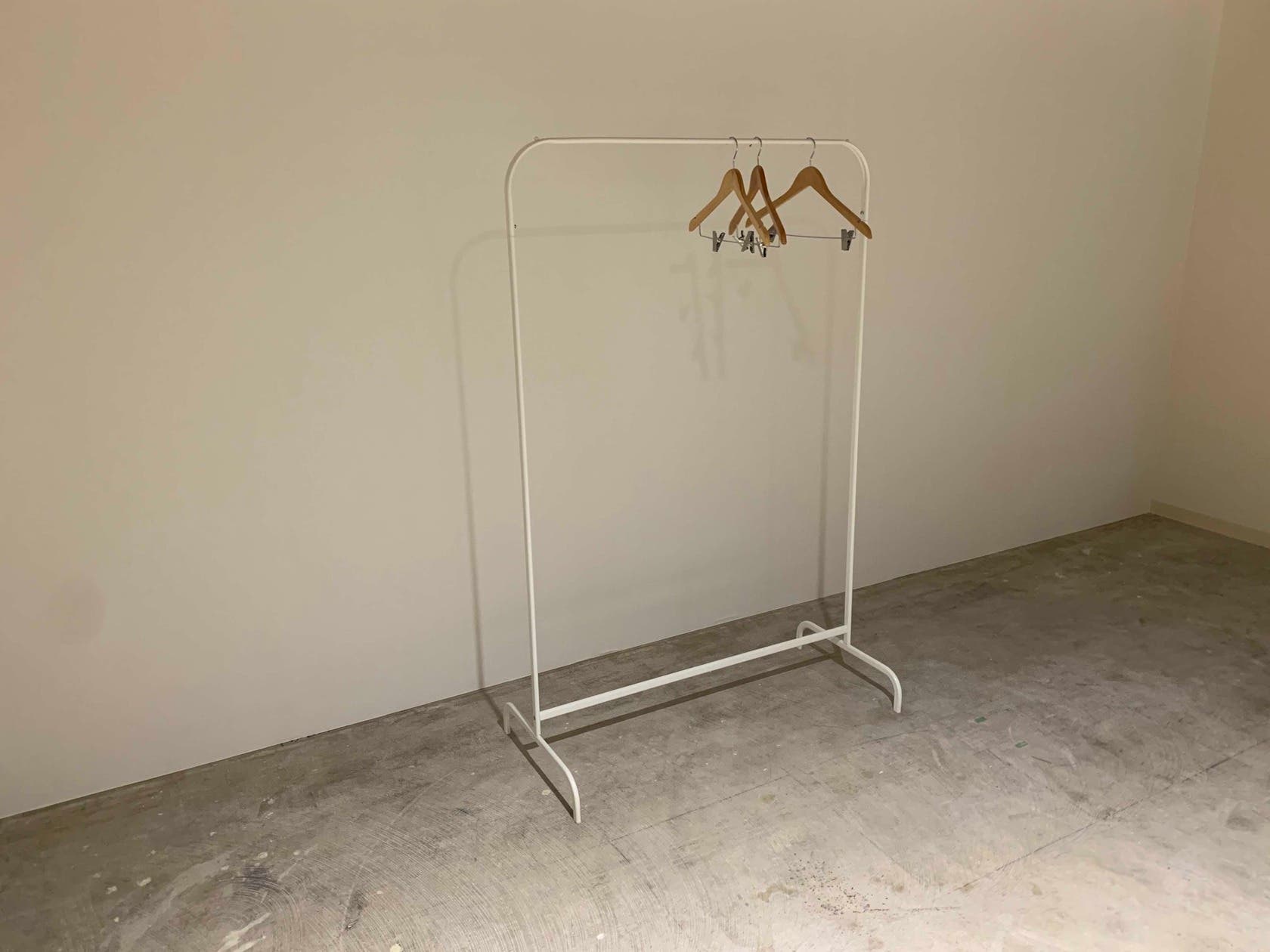 ハンガーラックの画像1