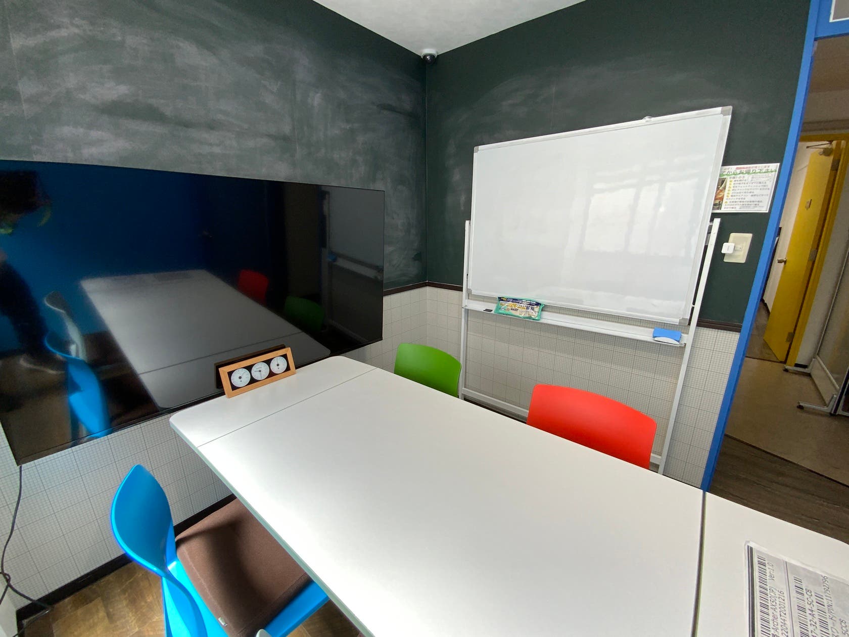 【青い扉の部屋】仙台駅からすぐ　勉強.研修.自習。静かな空間でお話の写真8