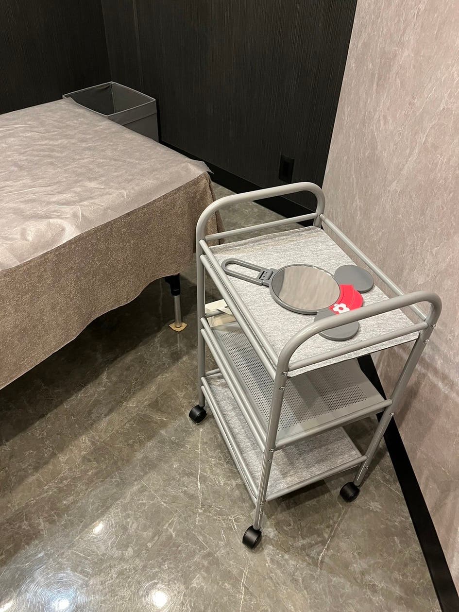 駅から徒歩２分！超駅近！マッサージ・エステ・リラク・整体・マツエク、まつ毛パーマ・ドライヘッドスパetcに使える完全個室サロンの写真13