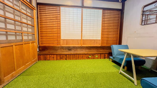 のんびりゴロゴロ💖泉佐野駅8分🚶最大7名🙆♀️駐車場あり🚗フリードリンク🥛休憩・推し活に最適な芝生チルスペースの写真4