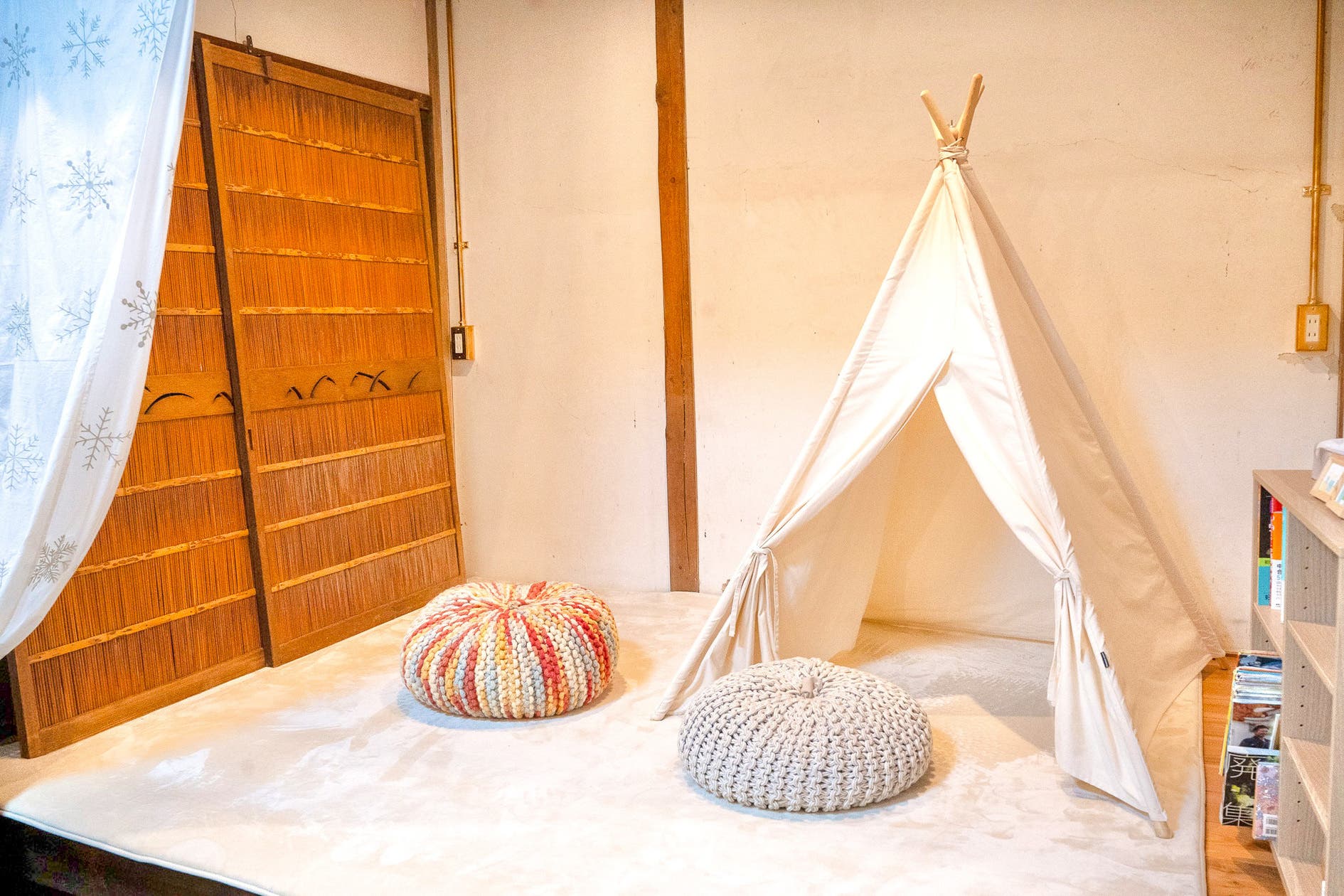 のんびりゴロゴロ💖泉佐野駅8分🚶最大７名🙆‍♀️駐車場あり🚗フリードリンク🥛休憩・推し活に最適な芝生チルスペースの写真2