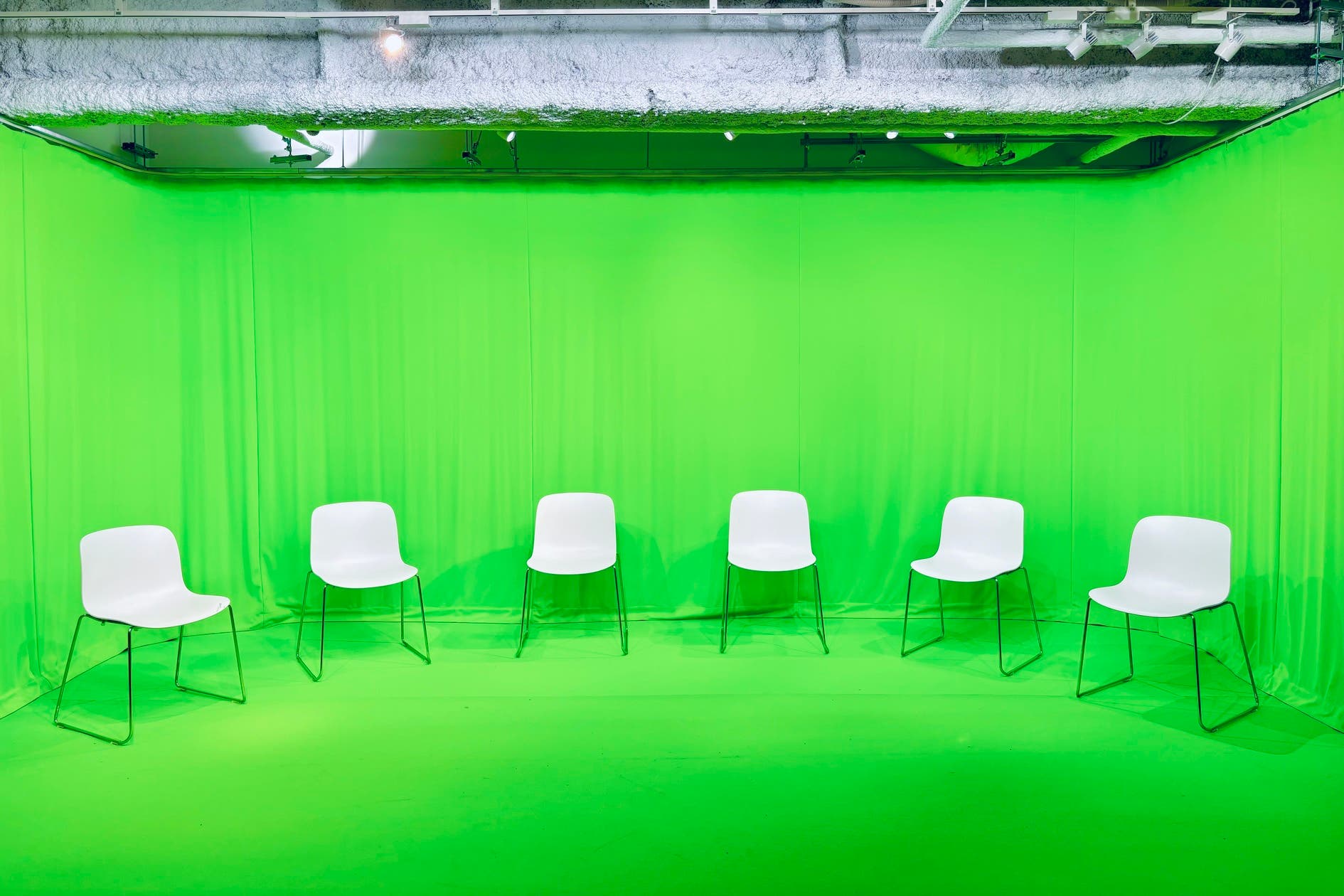 駅徒歩1分！グリーンバック/高速ネット回線完備！配信や番組収録、インタビュー動画や対談撮影など様々な用途でご利用いただけます！の写真9