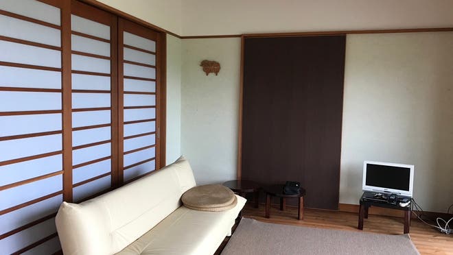 田園風景、峰山の景色と、鴨が泳ぐ風景に感激する別荘スペースの写真6