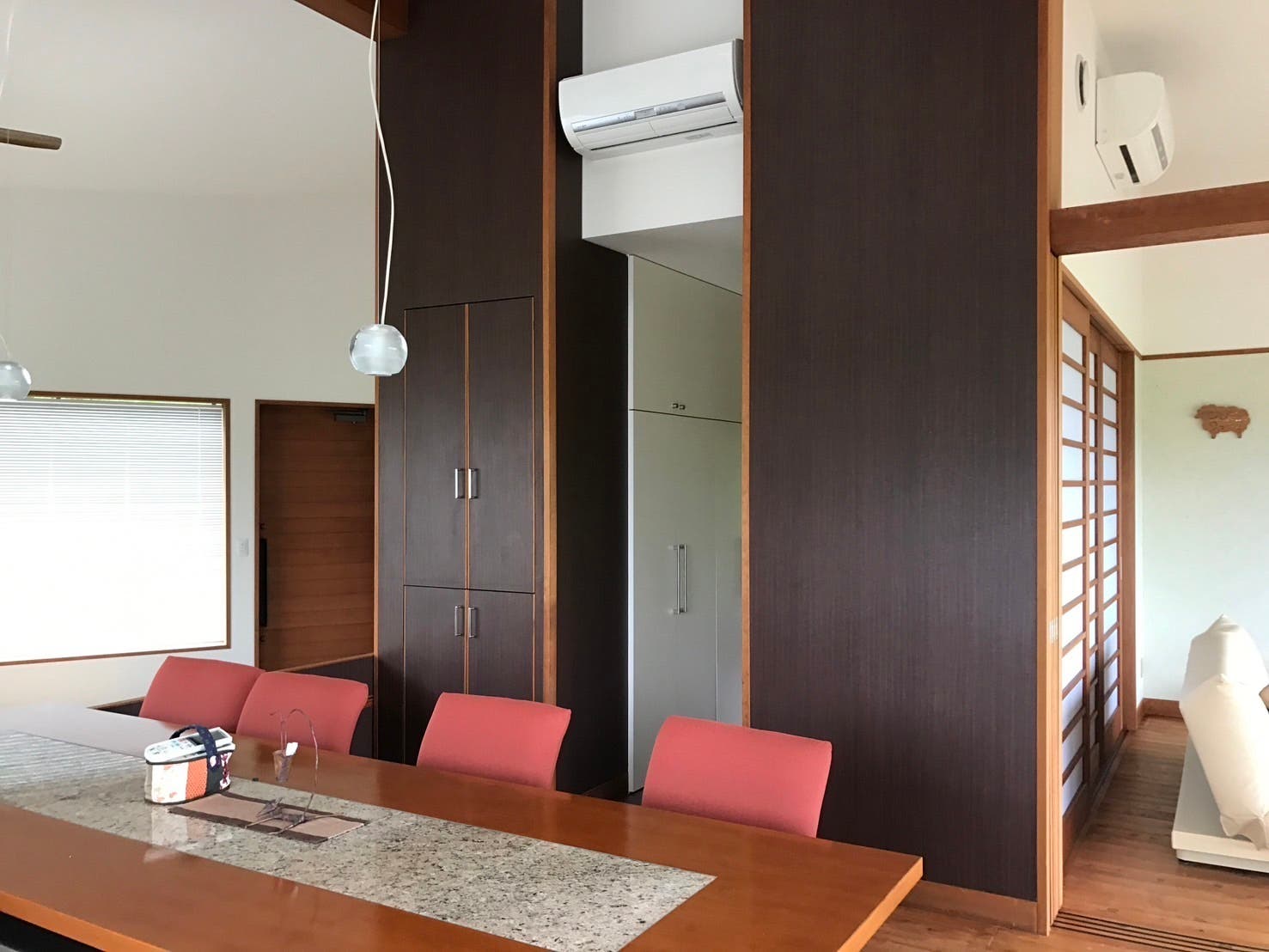 田園風景、峰山の景色と、鴨が泳ぐ風景に感激する別荘スペースの写真7