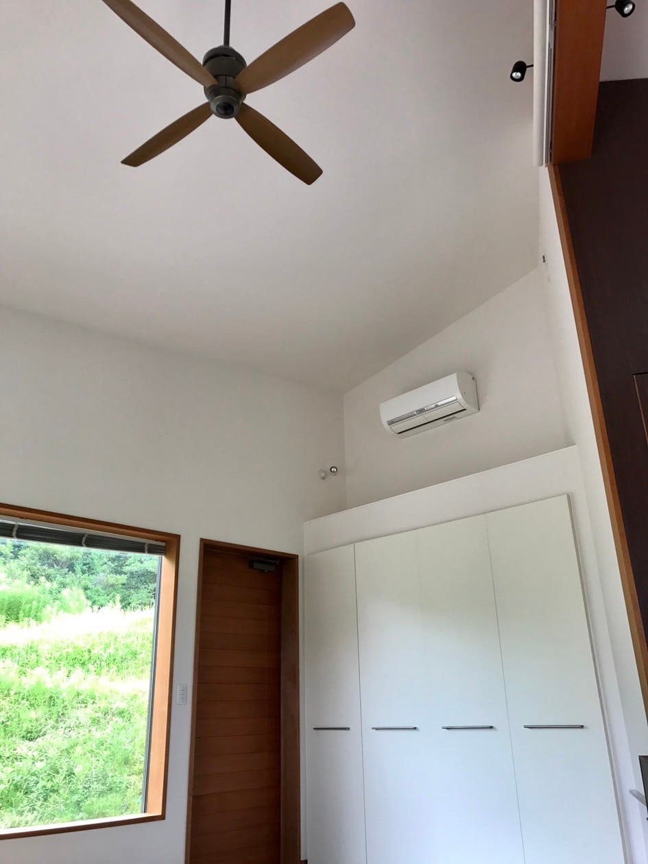 田園風景、峰山の景色と、鴨が泳ぐ風景に感激する別荘スペースの写真11