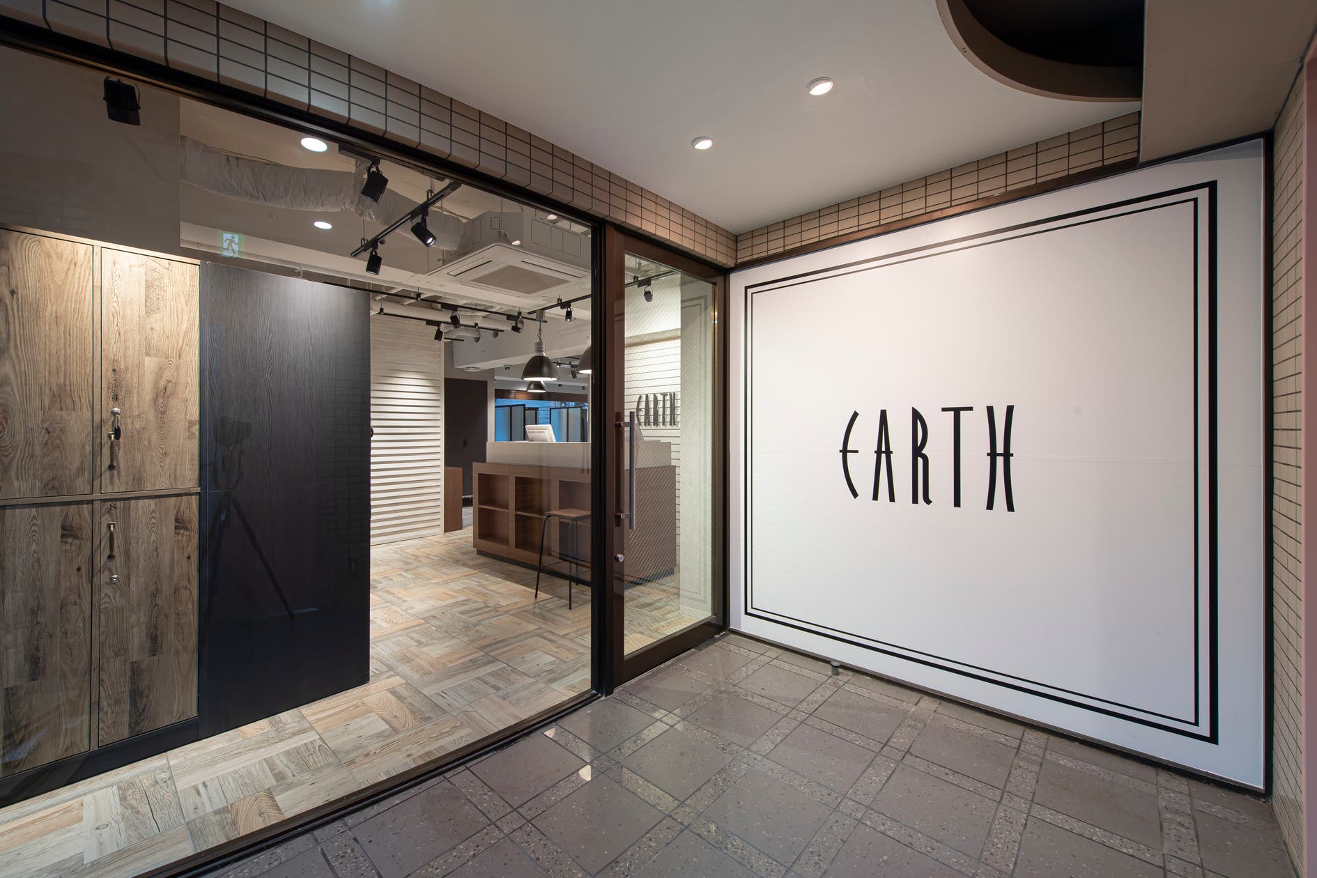 【EARTH 大泉学園店】まつエク専用席★大型サロンに併設されたレンタルサロン✂︎フリーランス/個人練習/美容業に最適♪の写真2