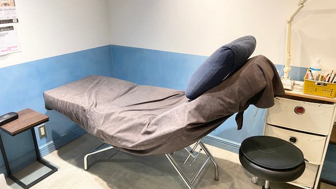 【EARTH 入間店】まつエク専用席★大型サロンに併設されたレンタルサロン✂︎フリーランス/個人練習/美容業に最適♪の写真1