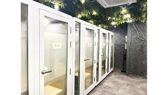 🌟隙間時間の待合室に🌟【銀座駅徒歩5分|飲み物持ち込みOK|2PS】24時間営業/座り心地抜群ソファ/無料Wi-Fi/電源の写真20