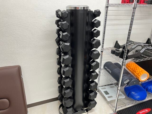 【川崎駅】1階の広々した空間！パーソナル向け設備も充実のレンタルジム　右の部屋① MIYAZAKI GYM川崎店の写真4