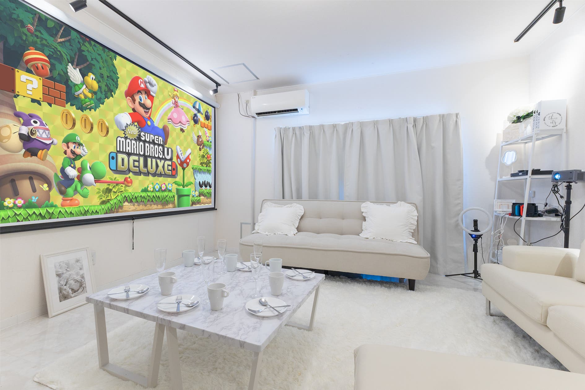 真っ白インテリア🤍クリスマス小物多数🎄✨120㌅大型スクリーン📽️3色変化LED照明✨ゴミ捨て無料！の写真4