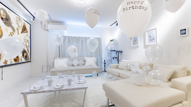 真っ白インテリア🤍クリスマス小物多数🎄✨120㌅大型スクリーン📽️3色変化LED照明✨ゴミ捨て無料!の写真3