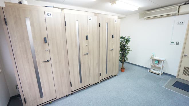 <ワークブース本町駅前No.3>本町駅24番出口目の前✨完全個室🚪Wi-Fi📶モニター🖥電源🔌テレワーク/面接/自習/作業の写真7